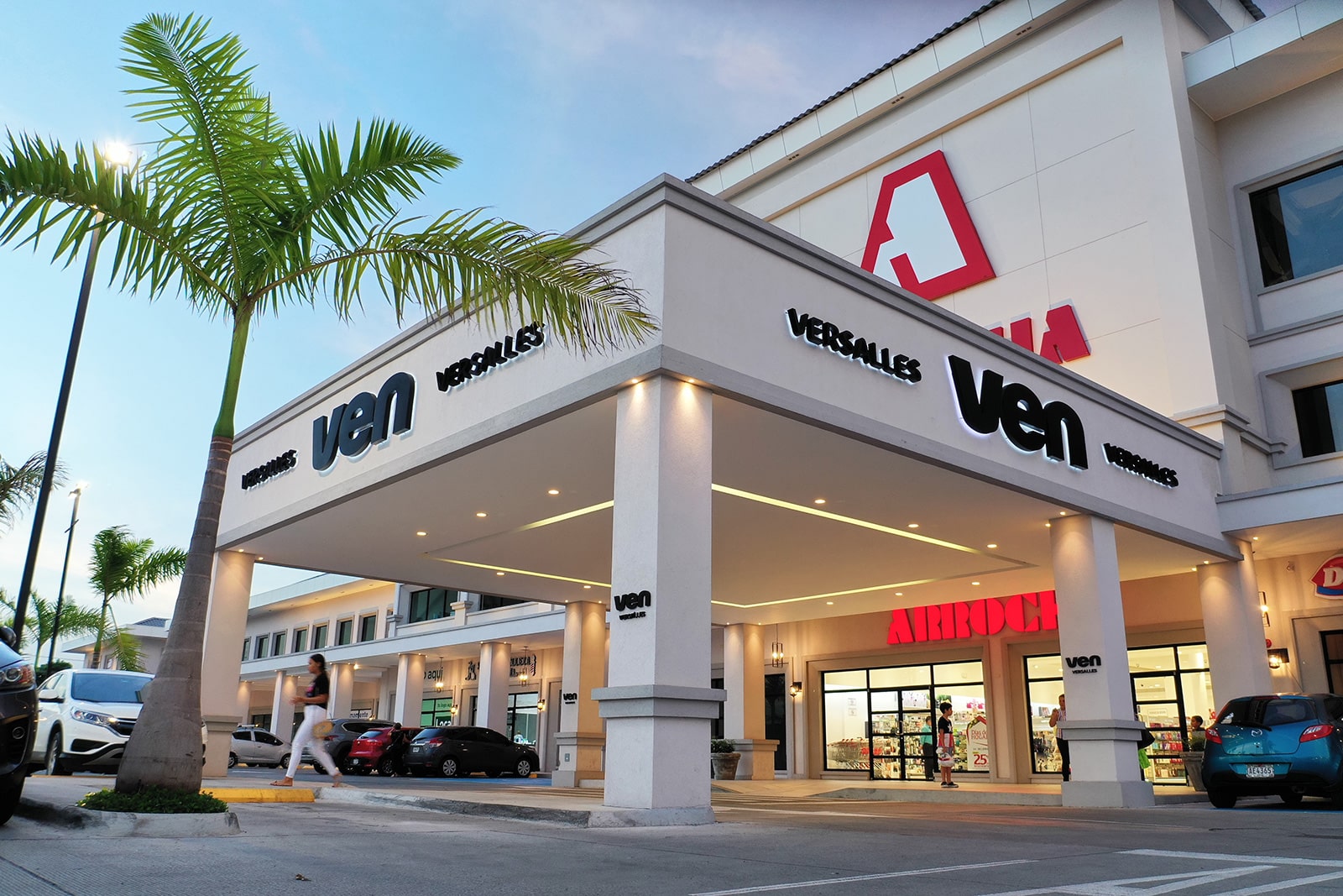 Ven - Locations Corp.